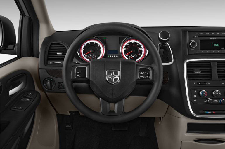 Dodge Caravan - Punta Cana Airport Transfer - LujoTransfer